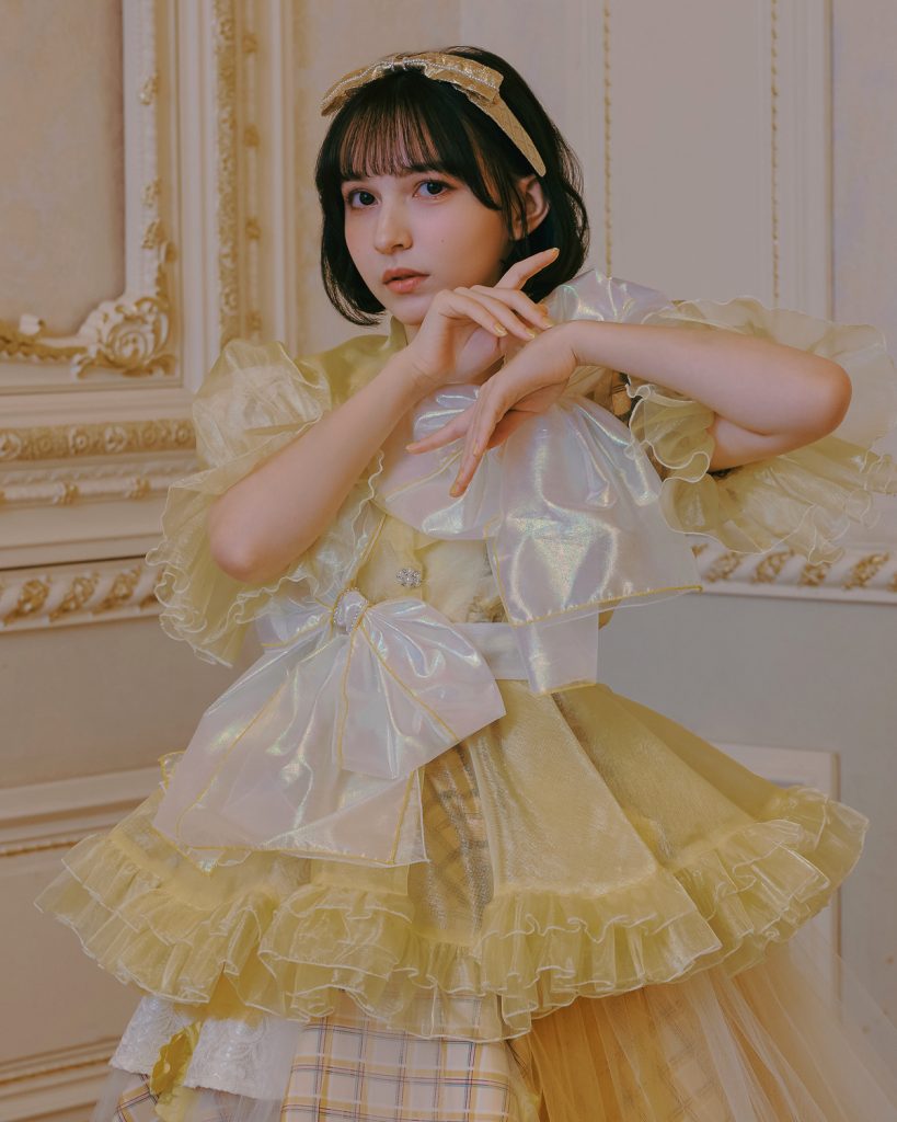 FRUITS ZIPPER | ASOBISYSTEM Co., Ltd. | アソビシステム株式会社