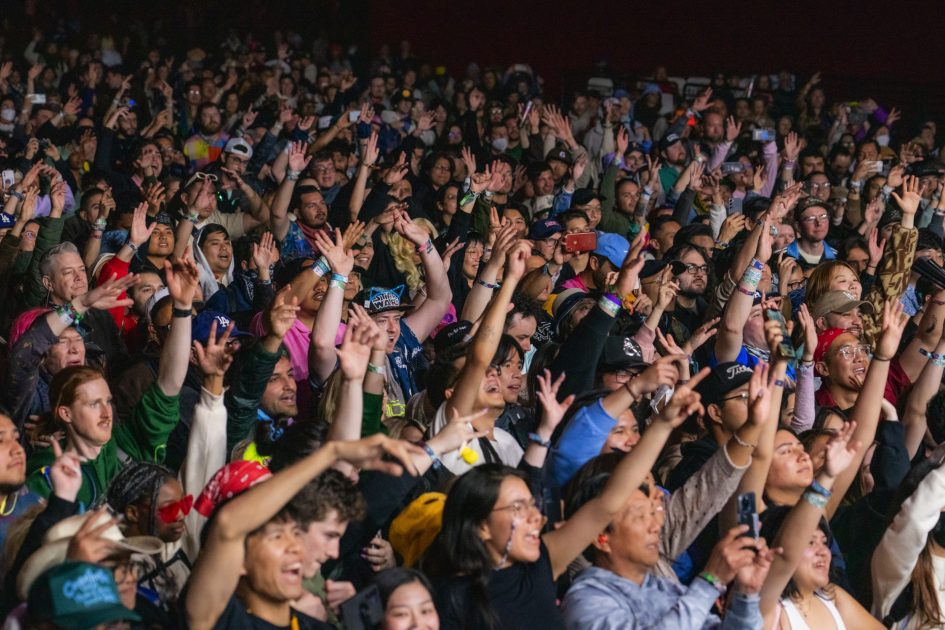 ATARASHII GAKKO! Performs Solo for 45 Minutes During the GOBI STAGE ...